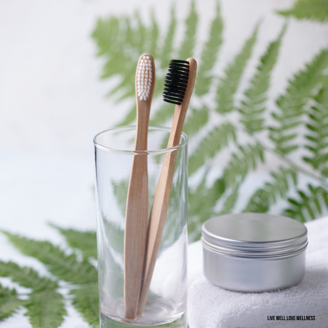 Homemade Toothpaste with Coconut Oil - LIVE WELL LOVE WELLNESS